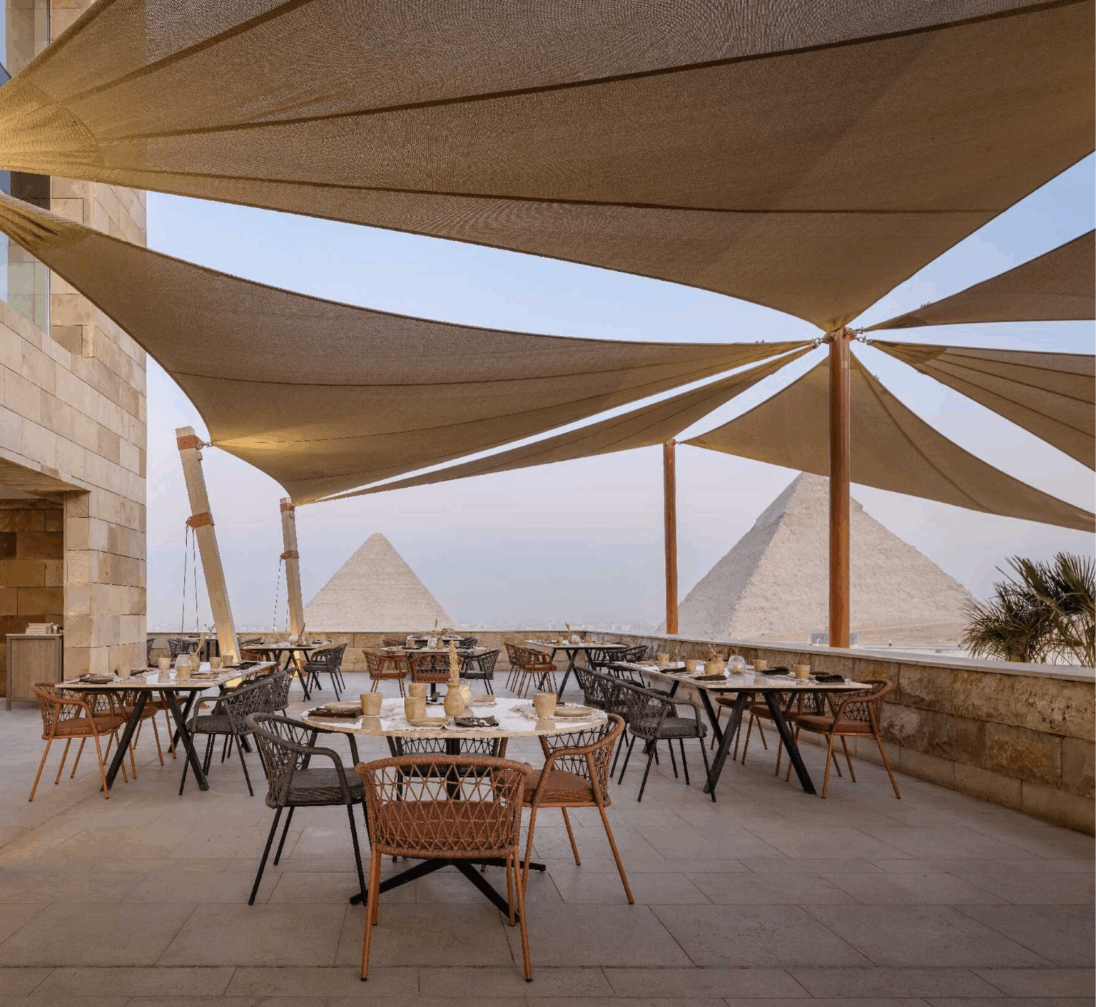 Khufu Restaurant Complex at the Giza Pyramids opens to evening visitors ...